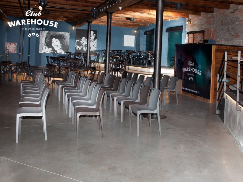 Vítejte - Club Warehouse