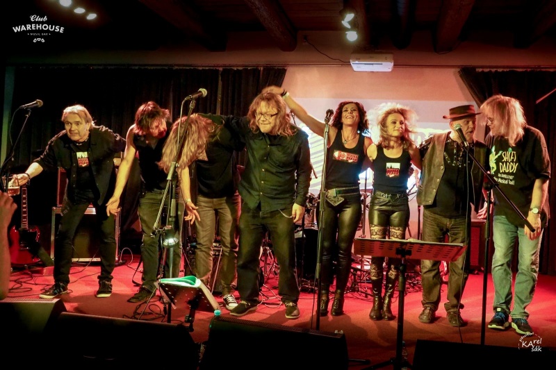 Hudba Praha band - PŘESUNUTO! - Club Warehouse